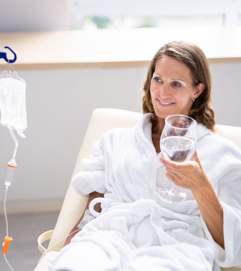 โปรแกรมฟื้นฟูร่างกายแบบองค์รวม Vitamin IV Drip - The Wellness Thonglor ...